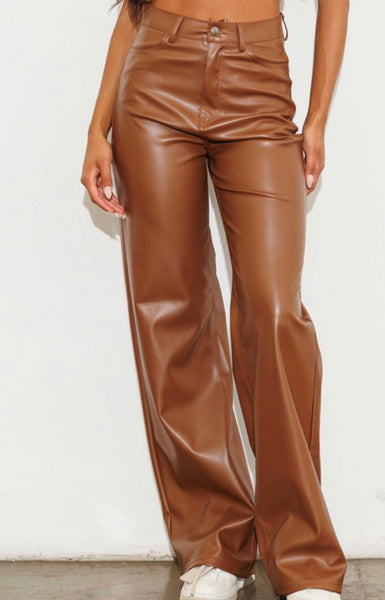 “Kris” Cognac Faux Leather Pants – BLOSSOMS BOUTIQUE “Kris” Cognac Faux Leather Pants – BLOSSOMS BOUTIQUE